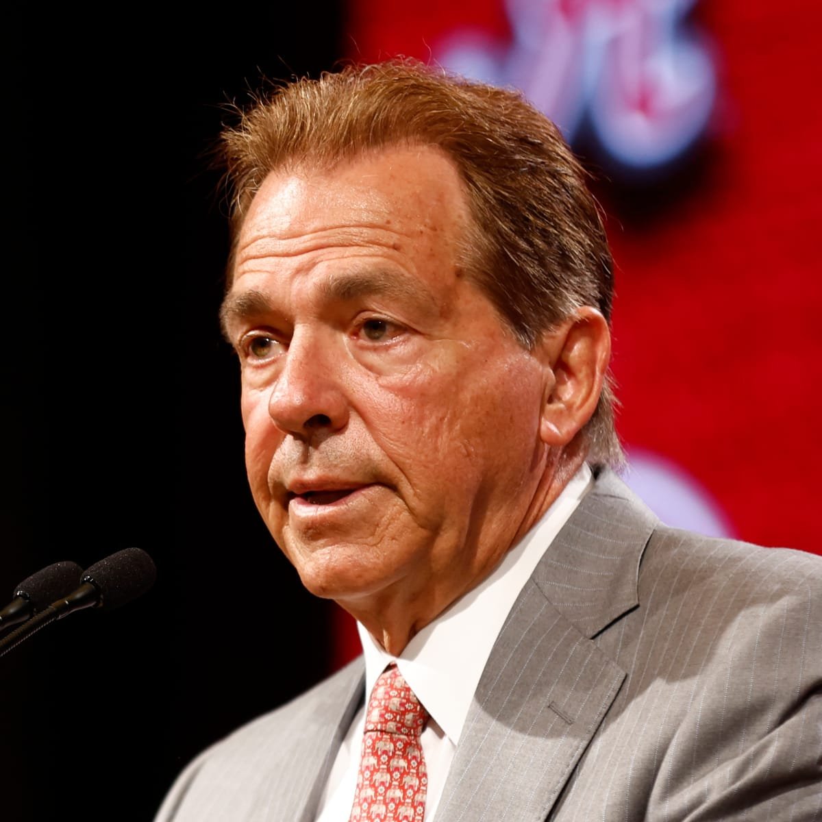Legendary Coach Nick Saban has announced a groundbreaking mentoring ...