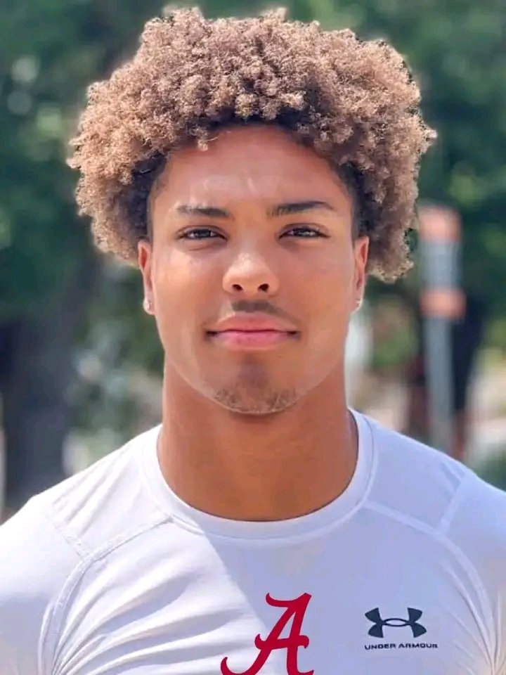 Five-star wide receiver shocks the nation by committing to Alabama over ...